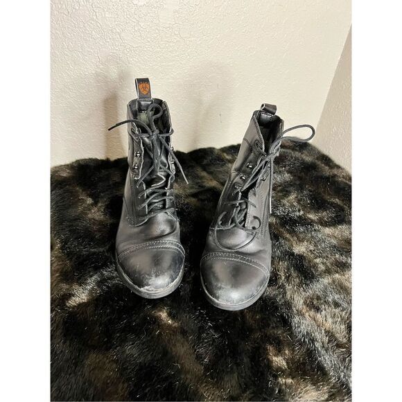Ariat | Shoes | Ariatblack Leather Lace Up Ankle Boots Heel Womens 6 ...